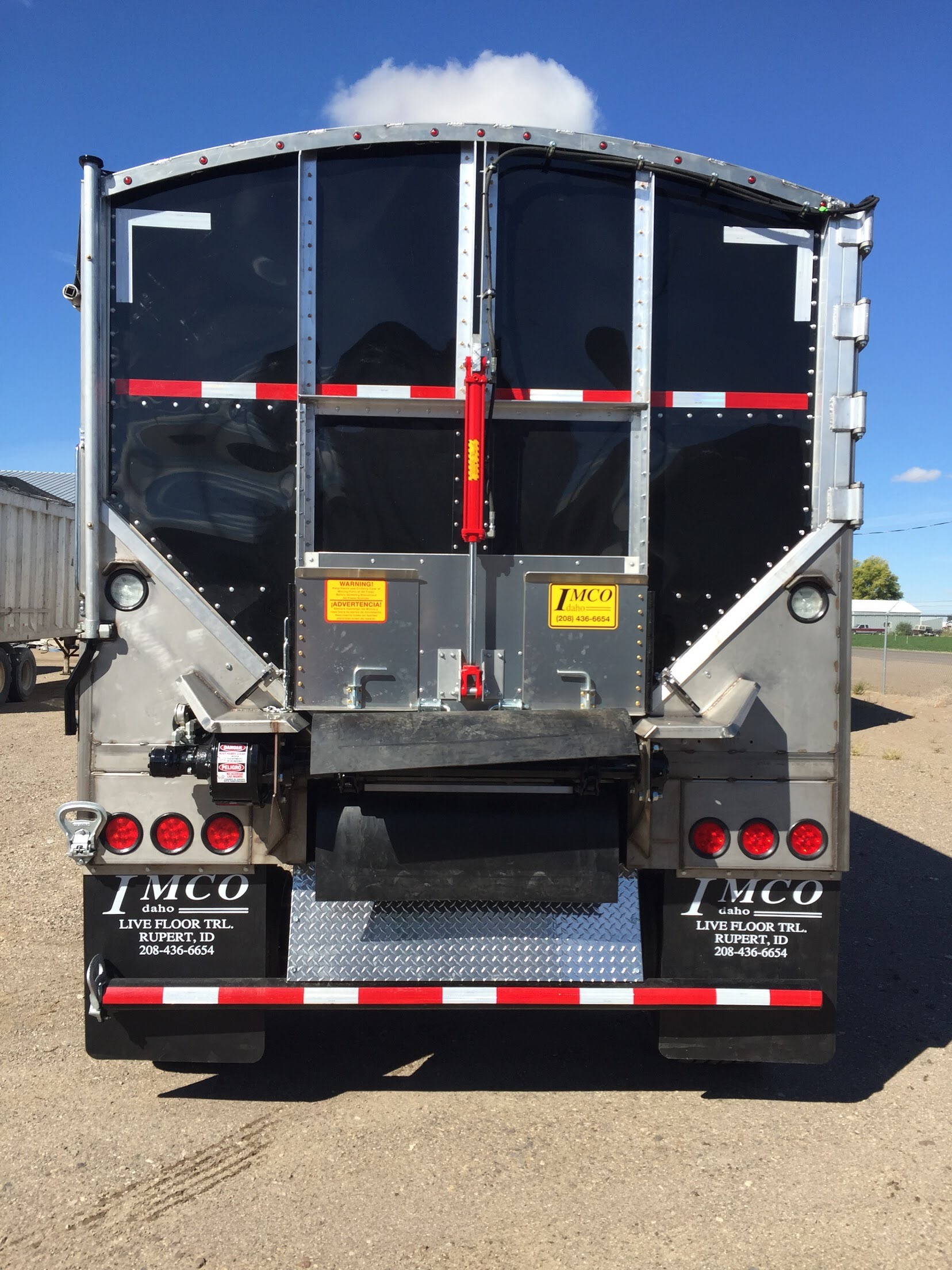 Self Unloader Trailers | IMCO Idaho | South Rupert, Idaho | Quality ...
